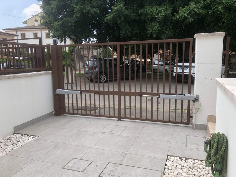 Gates Verona - Tomellini